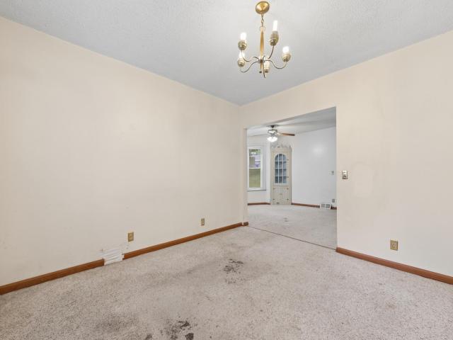 1087 Matilda Street