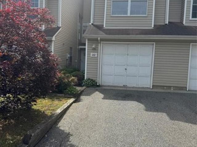 1087 Oakcroft Ln, Franklin, NJ 08873