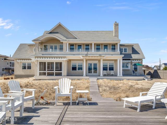 1087 Ocean Avenue
