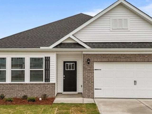 1087 Aviator Ln, Ayden, NC 28513