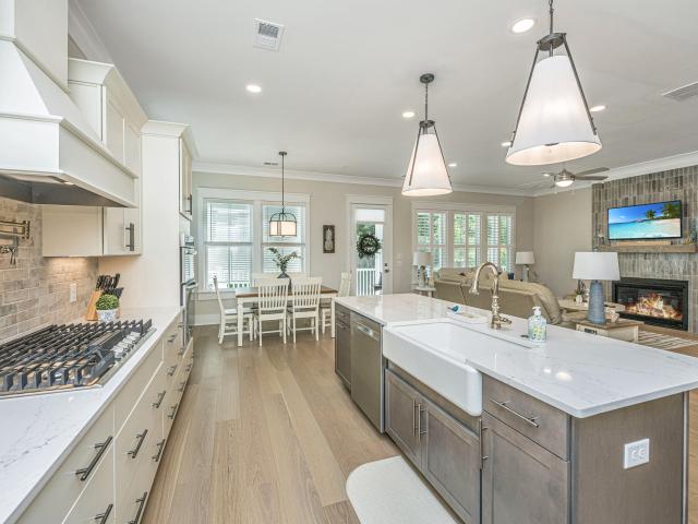 1087 Capersview Court