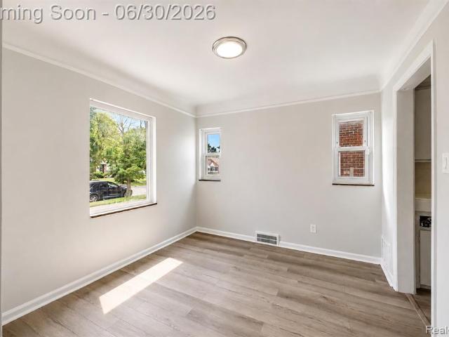 10883 Balfour Road