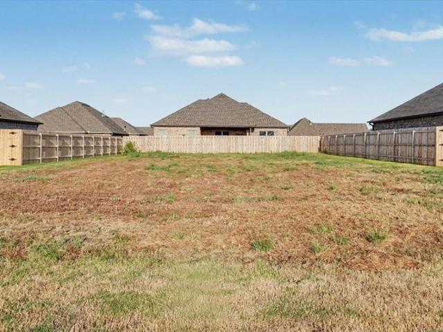 10880 S 278th East Ave, Coweta, OK 74429
