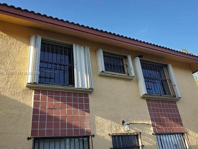 10885 NW 7th St, Unit 2133, Miami, FL 33172 | MLS #A11984 | Compass