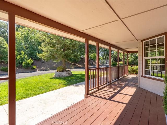 10885 San Marcos