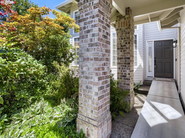 10886 sw merlin ct