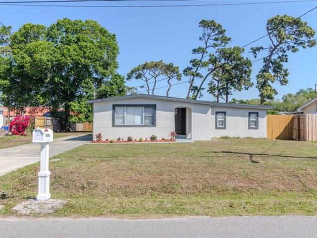 10889 th Ave, Largo, FL 33778