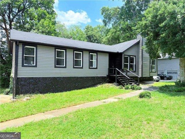 1088 Nimblewood Way, Stone Mountain, GA 30088