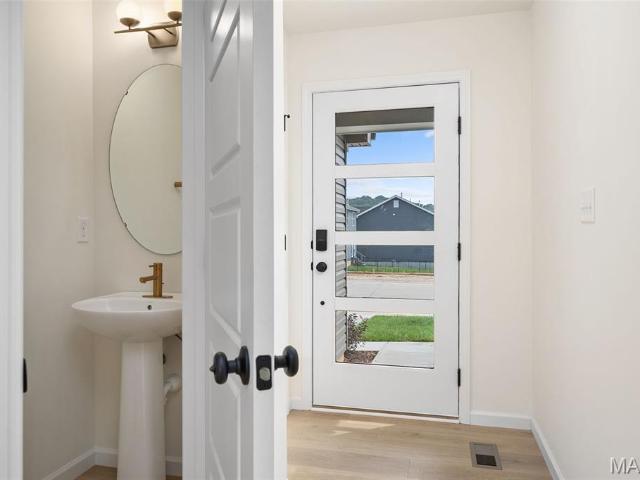 1088 Black Bear Dr, House Springs, MO 63051 | MLS #26005