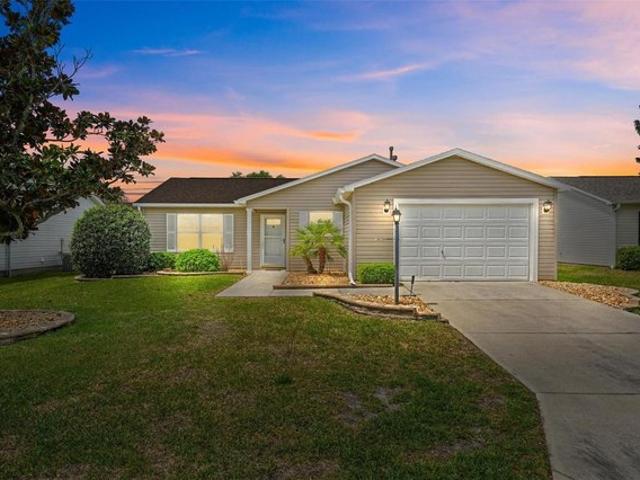 1088 Gennesse Ln, The Villages, FL 32162