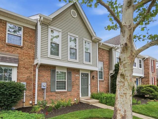10893 Lake Thames Dr Unit 204, Sycamore Township, OH 45242