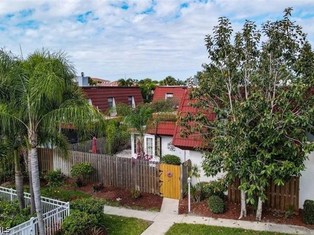 10891 Meadow Lark Cove Dr, Fort Myers, FL 33908