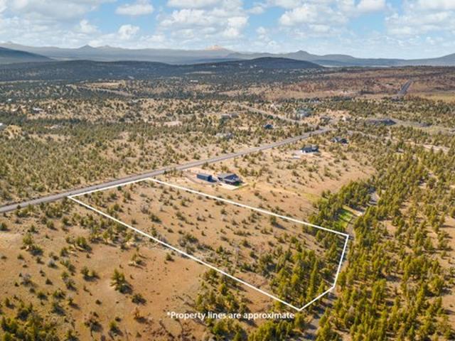 10897 SE Galveston Loop Unit 83, Prineville, OR 97754