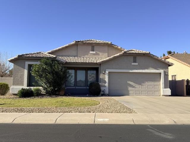 10894 W Davis Ln, Avondale, AZ 85323
