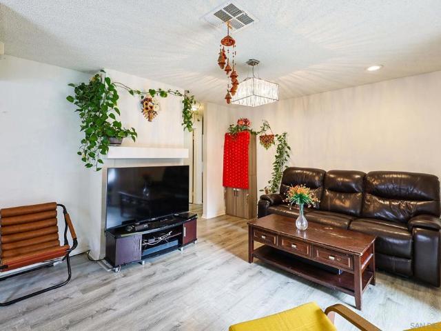 10894 Aderman Ave 191