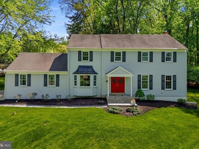 1089 Broadview Rd, Wayne, PA 19087