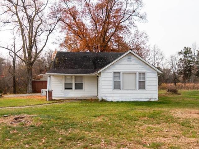 1089 Straightstone Rd, Long Island, VA 24569