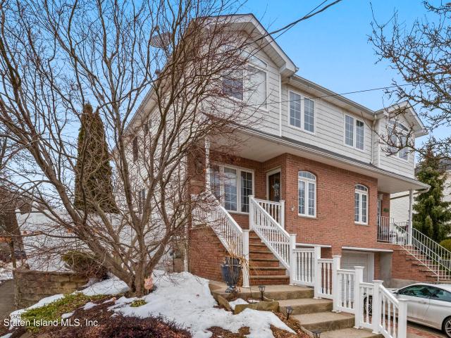 1089 Sheldon Avenue | Compass