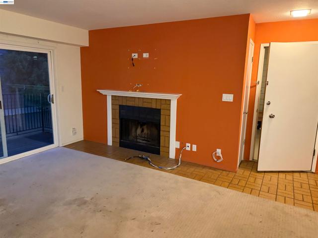 1089 Wesley Ct 8