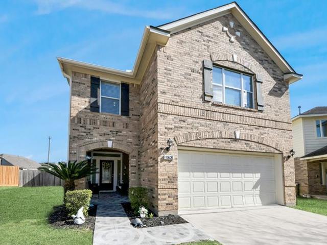 10803 Shannon Mills Ln, Houston, TX 77075
