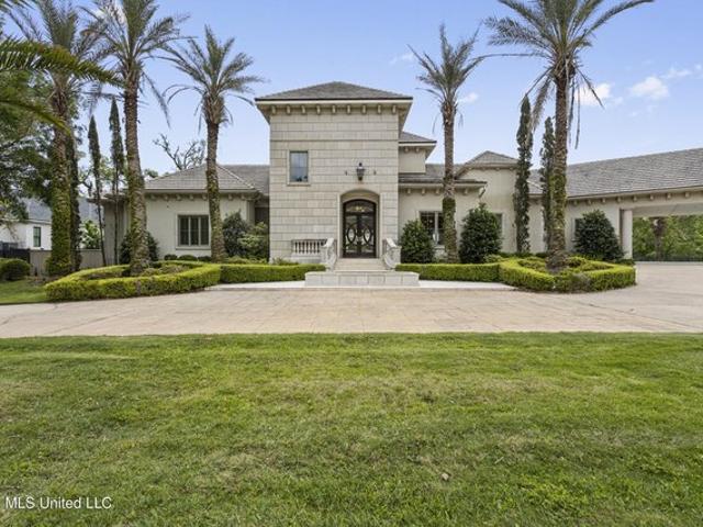 10800 Waterside Dr, Gulfport, MS 39503