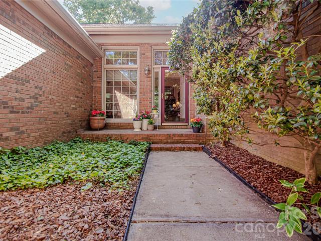 10801 Whitfield Ridge Drive