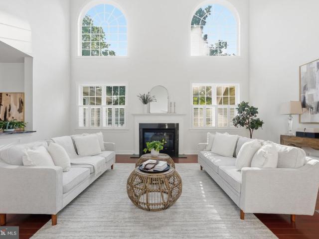10801 Pinnacle Drive
