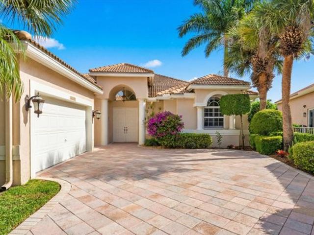 10802 Greenbriar Villa Dr, Wellington, FL 33449