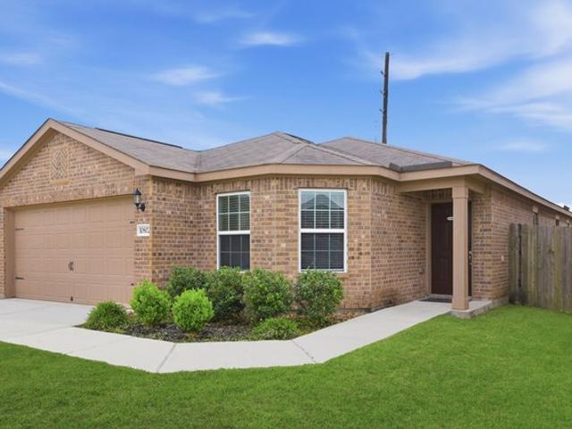 10802 Spring Brook Pass Dr, Humble, TX 77396