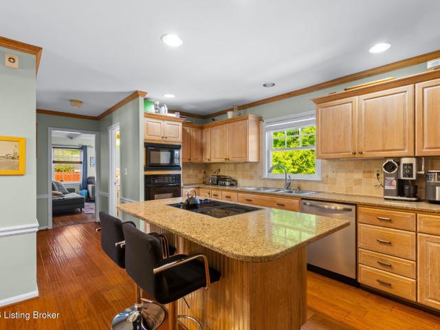 10807 Helmsdale Ln