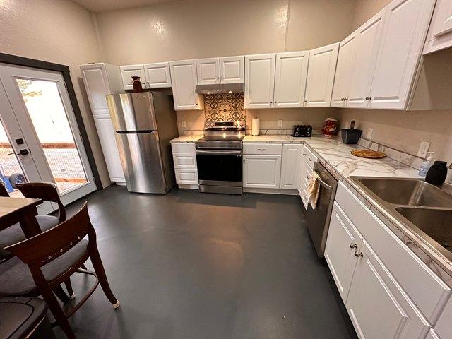 10805 E Clover Ln, Cornville, AZ 86325
