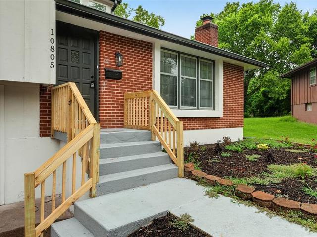 10805 E 65th Street