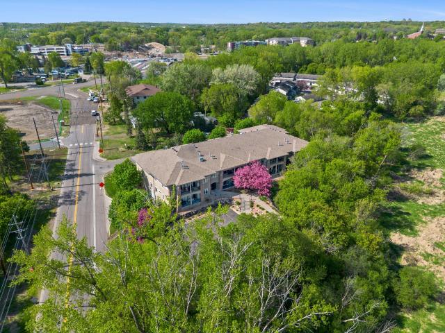 10806 S Shore Drive # 103
