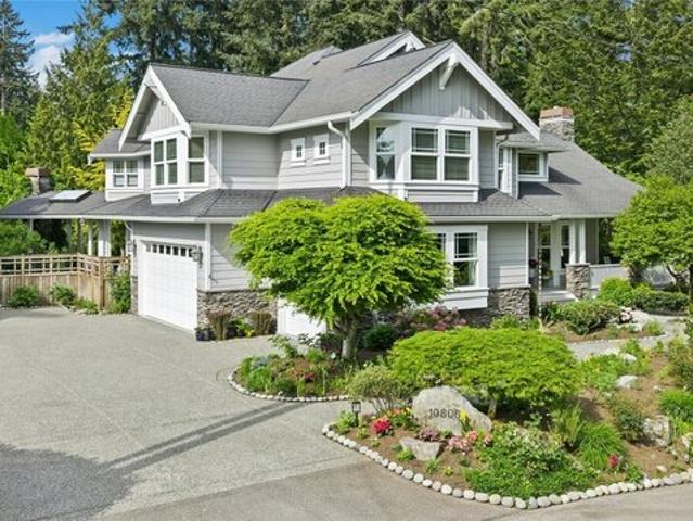 10806 SE 16th St, Bellevue, WA 98004
