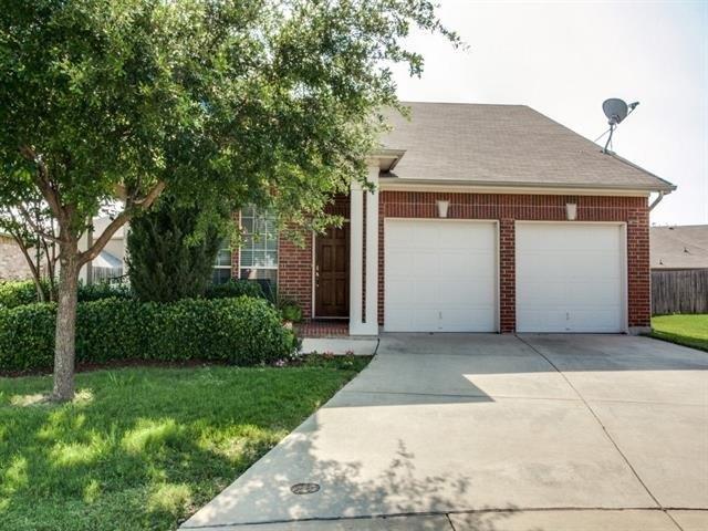 10808 Myrick Ct, Fort Worth, TX 76052