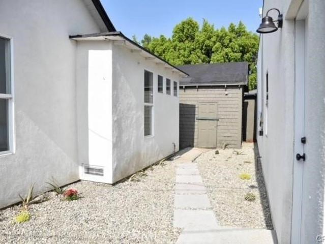 10808 Sarah Street