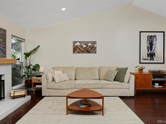 1080 Mercury Drive