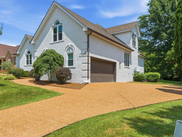 1080 Auldridge Dr