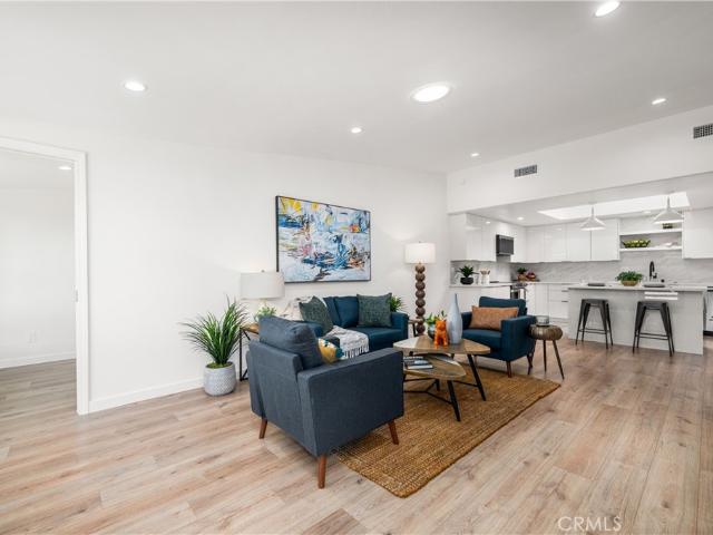 1080 Brookline Road 213B