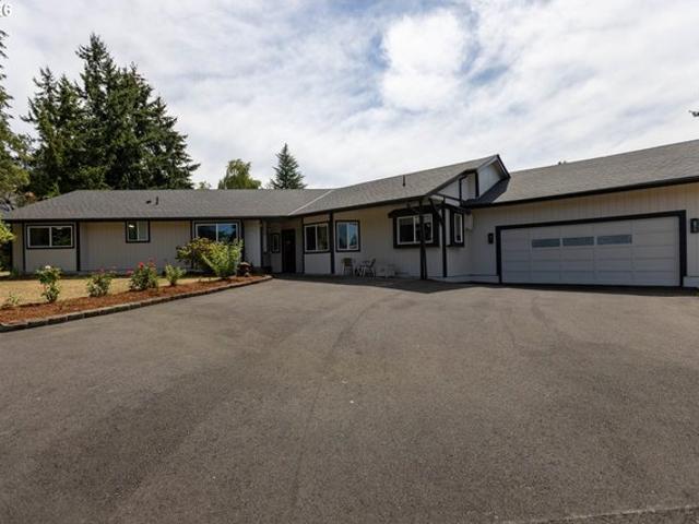 1080 Hope Ave NW, Salem, OR 97304
