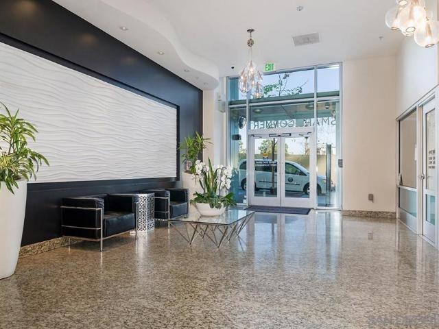 1080 Park Blvd 916