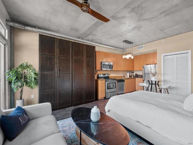 1080 Park Blvd. 203