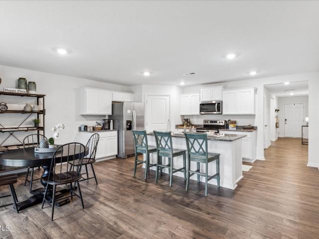 1080 Persimmon Hollow