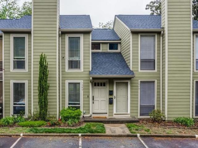 1080 Riverbend Club Dr SE, Atlanta, GA 30339