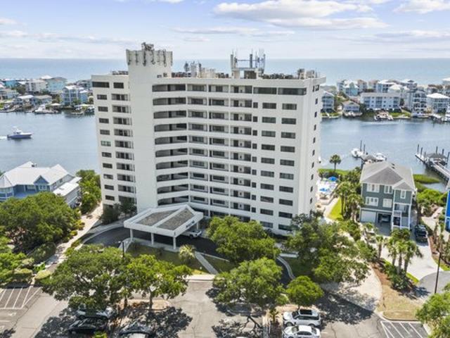 1080 Saint Joseph St Apt 2D, Carolina Beach, NC 28428