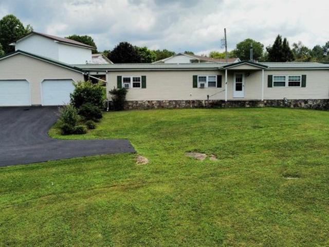 1080 Tallmansville Rd, Buckhannon, WV 26201
