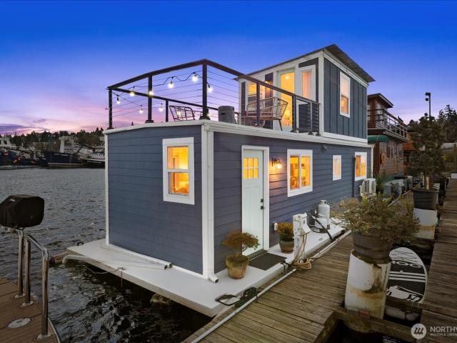 1080 W Ewing St, Unit E5, Seattle, WA 98119 | MLS #2481 | Compass