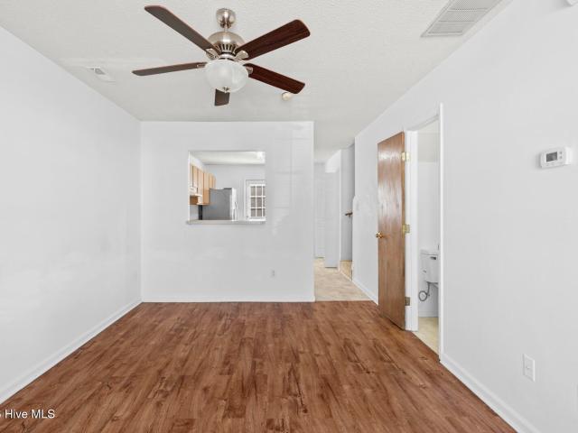 1080 W Pueblo Drive