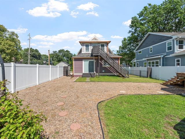 1080 35th Street