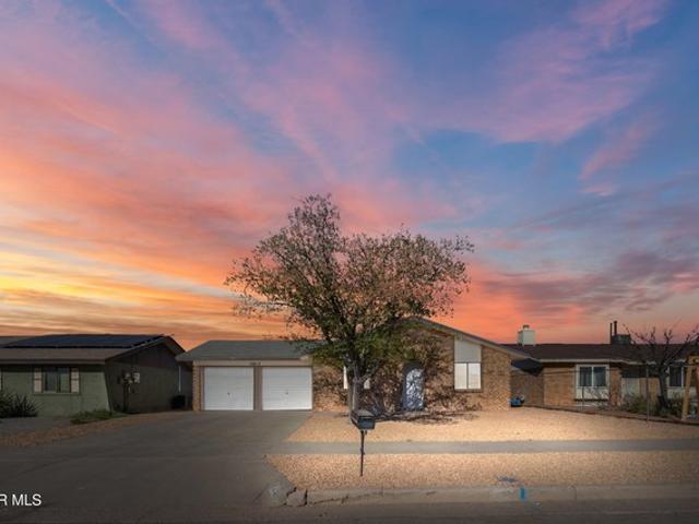 10813 Onyxstone St, El Paso, TX 79924